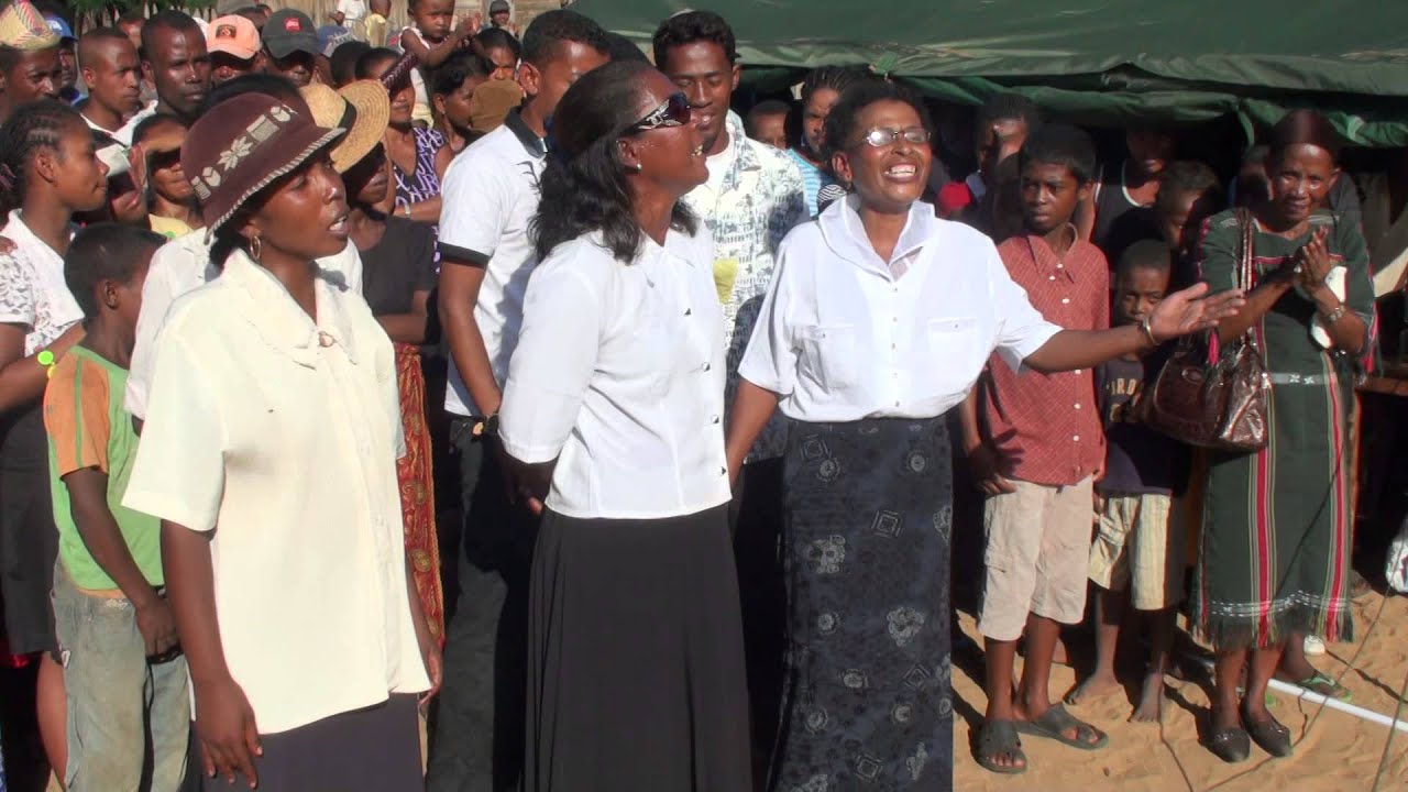 Vavaka ho an'ny Tanindrazana - YouTube