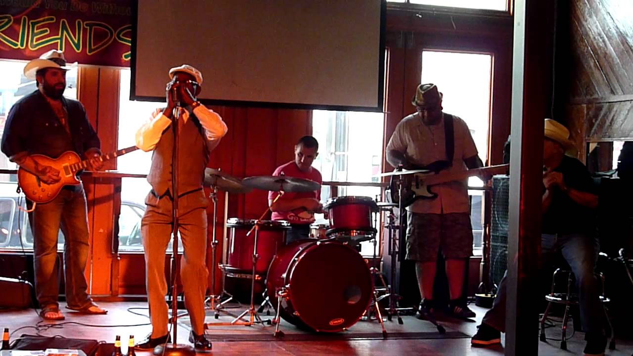 Birdlegg w/ JT Coldfire: Sex Machine - YouTube