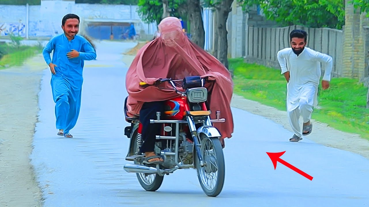 Burqa Prank (Part 3) Fake Aunty Funny Prank - YouTube