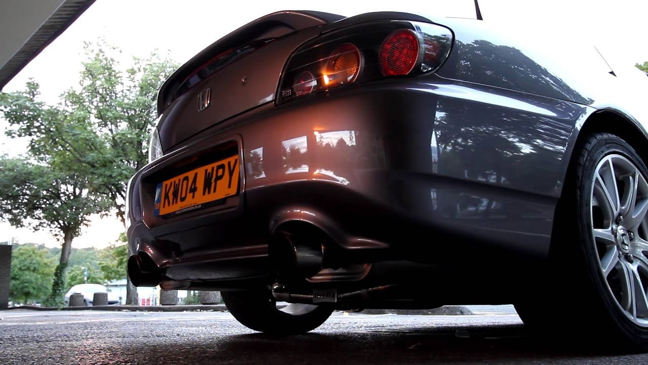 Honda S2000 - Invidia Q300 & Decat (Rev & Fly By) - YouTube