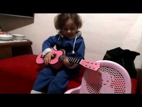 Mini mini bir kuş konmuştu ( bade versiyon)