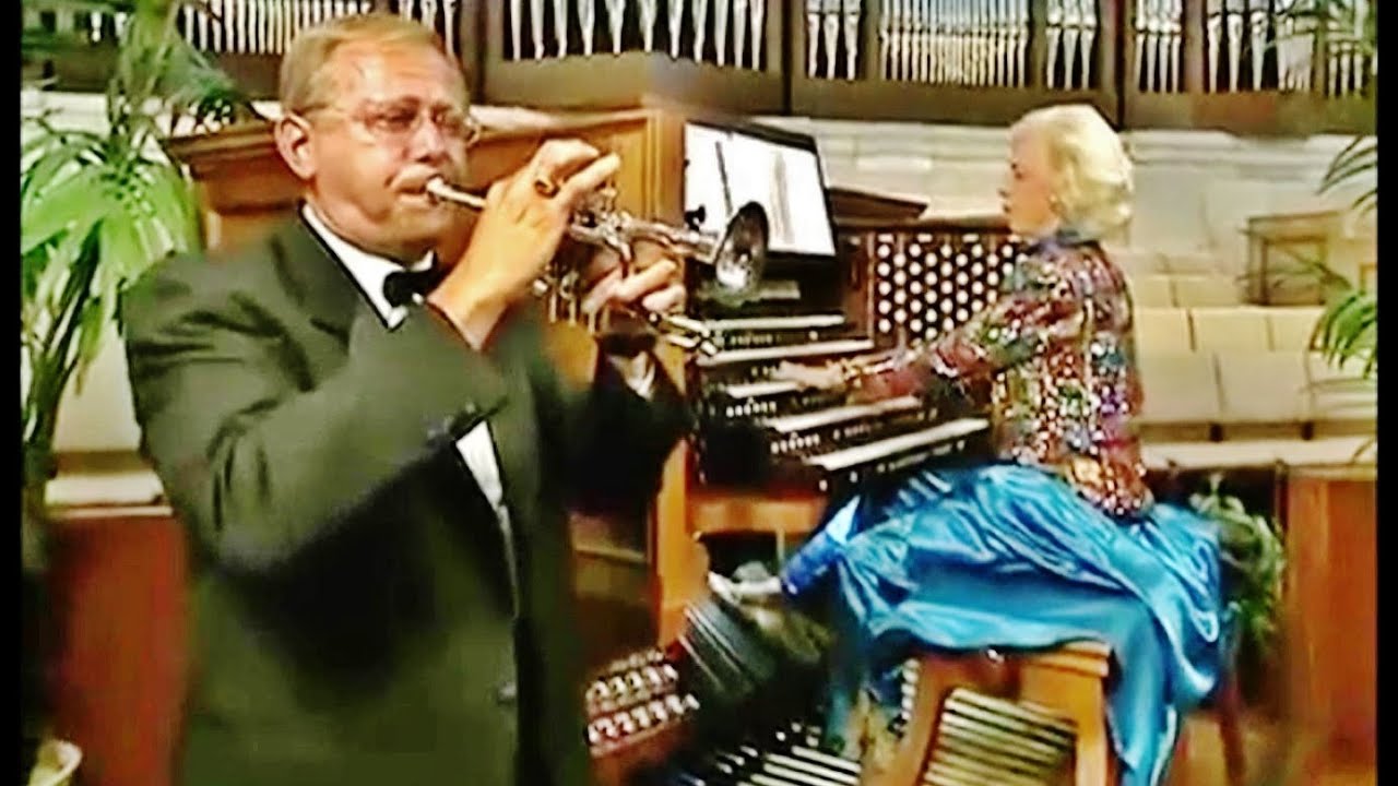 Mouret, Rondeau - Diane Bish - YouTube