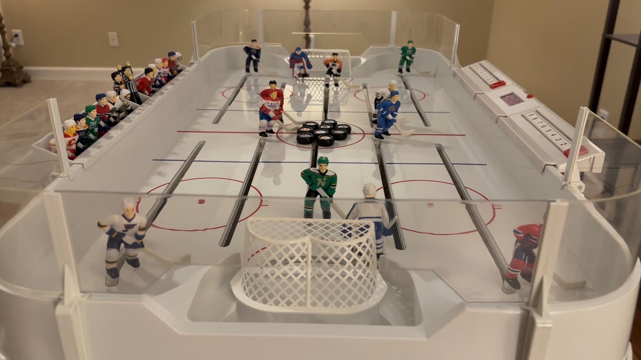 Wayne Gretzky’s NHL All-Star Rod Hockey Table - YouTube