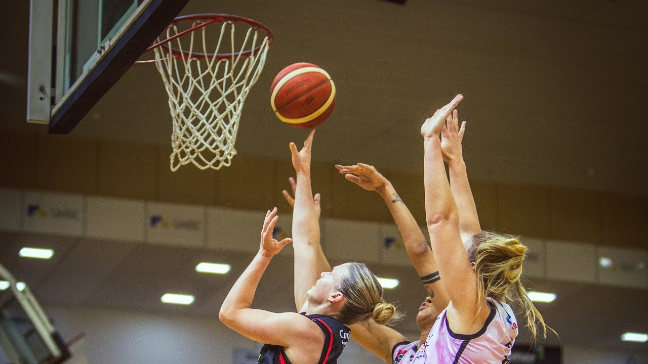 NBL1 action: Southern Districts' Maddy Allen vs Rip City - YouTube
