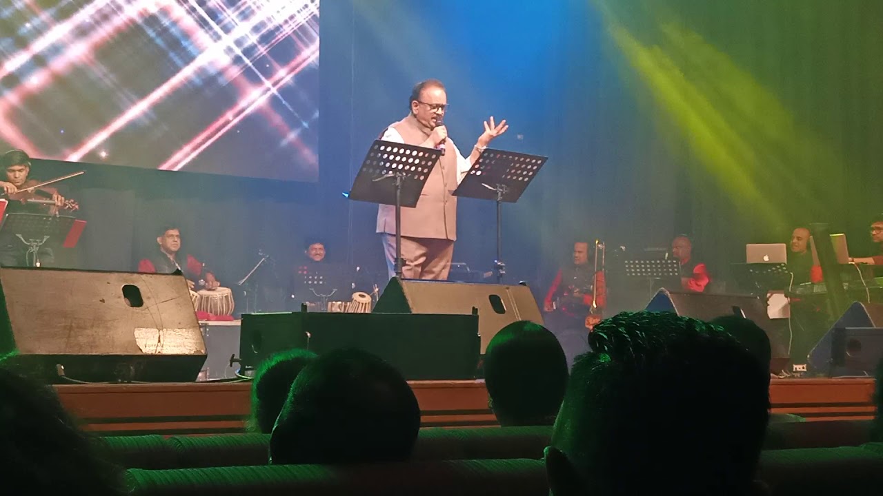 MANNIL INTHA KADHAL..#SPB SIR LIVE CONCERT - YouTube