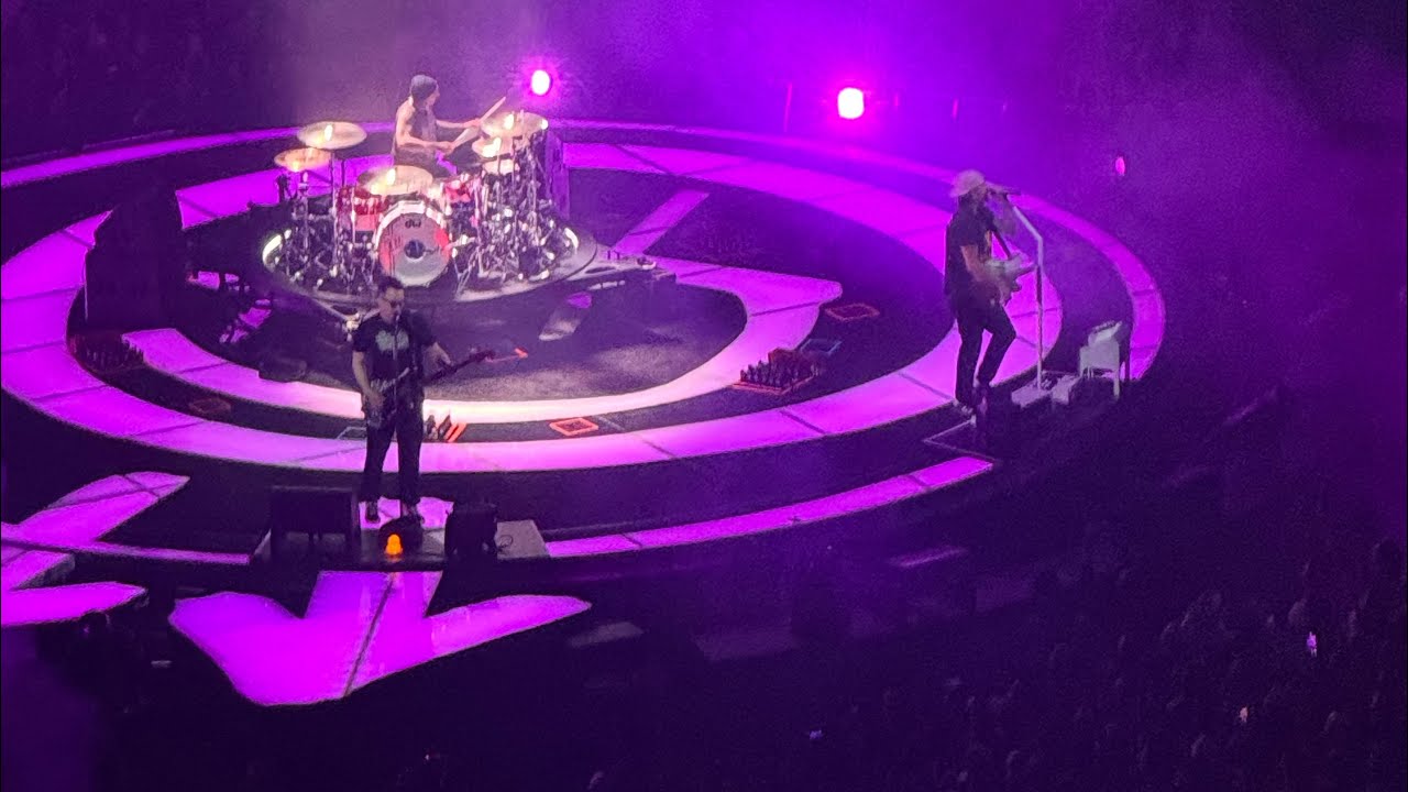 Blink-182 LIVE @ KIA Center 6/20/24 (highlights) including Mark and Tom ...