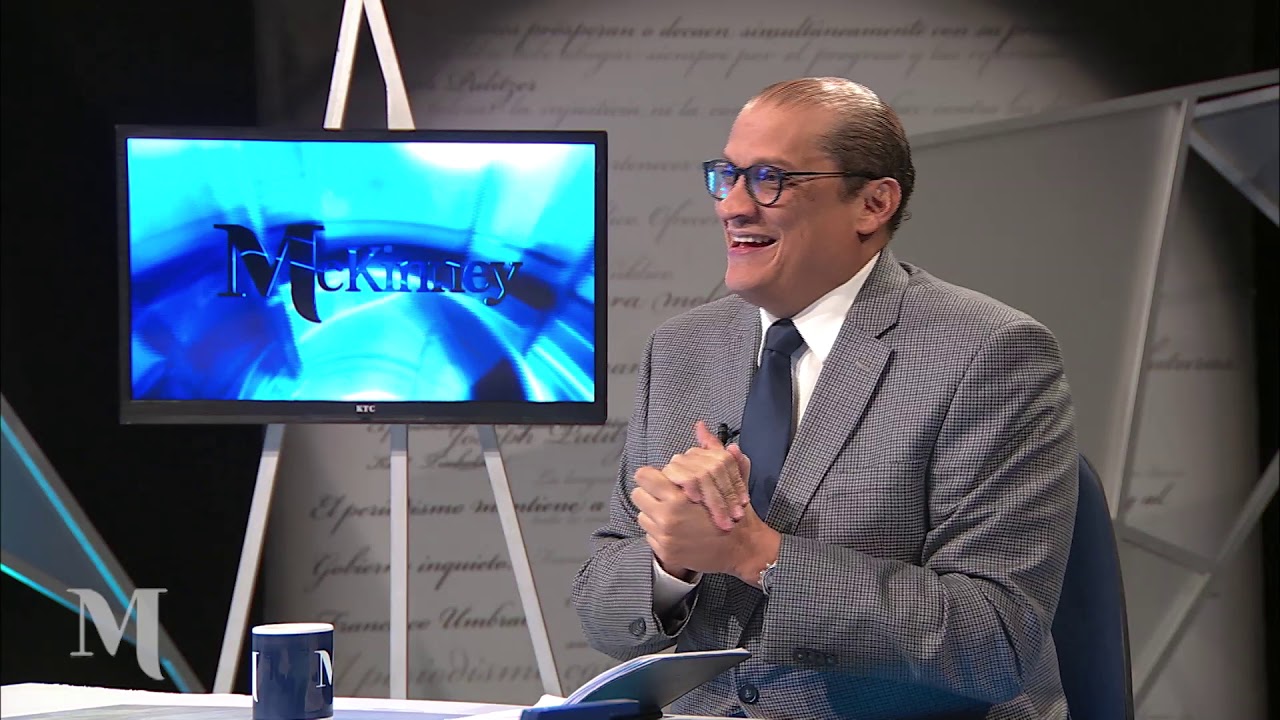 Pablo Mckinney con Iván Ogando, Director Flacso RD, Sábado 2 de Marzo ...