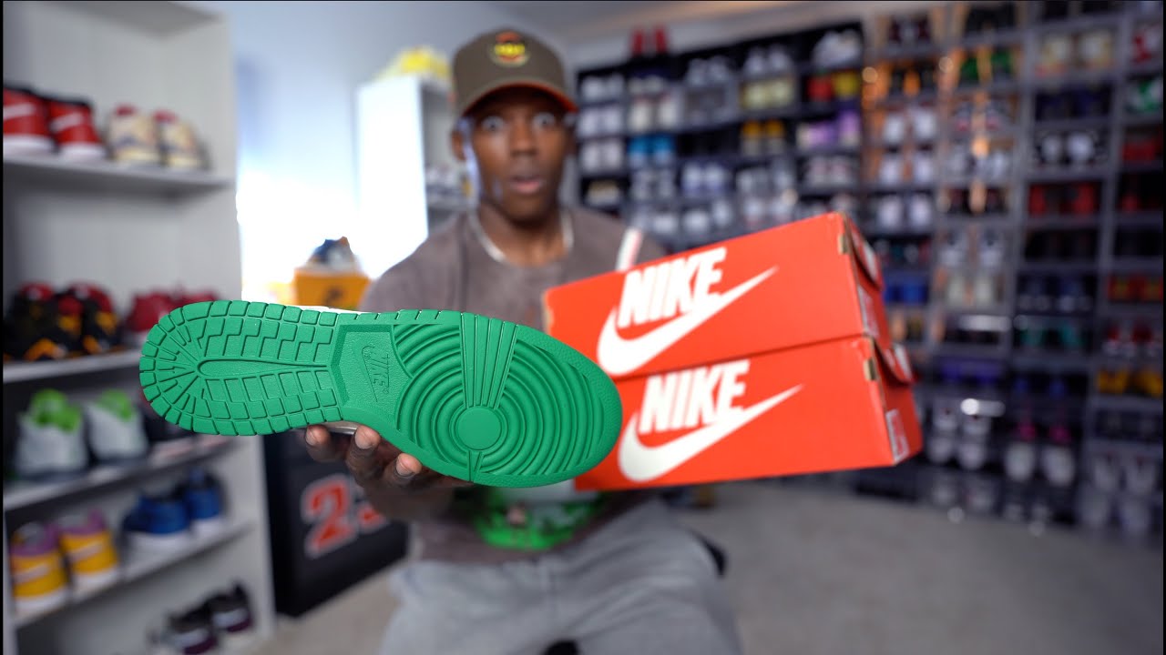 Nike Dunk Sneakers That You Should BUY Now // First Pair Of Dunks In My ...