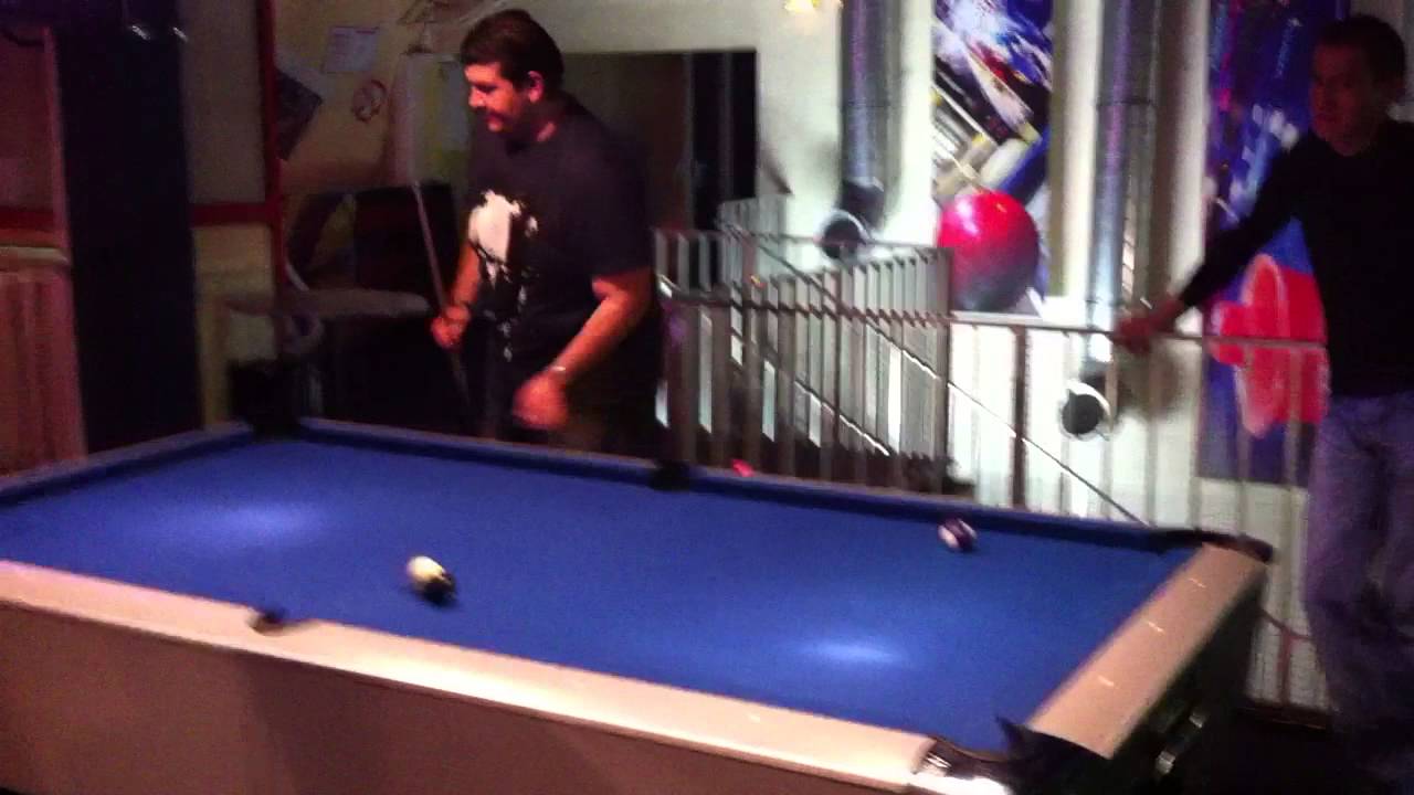 BILLARD BOWLING 1 - YouTube