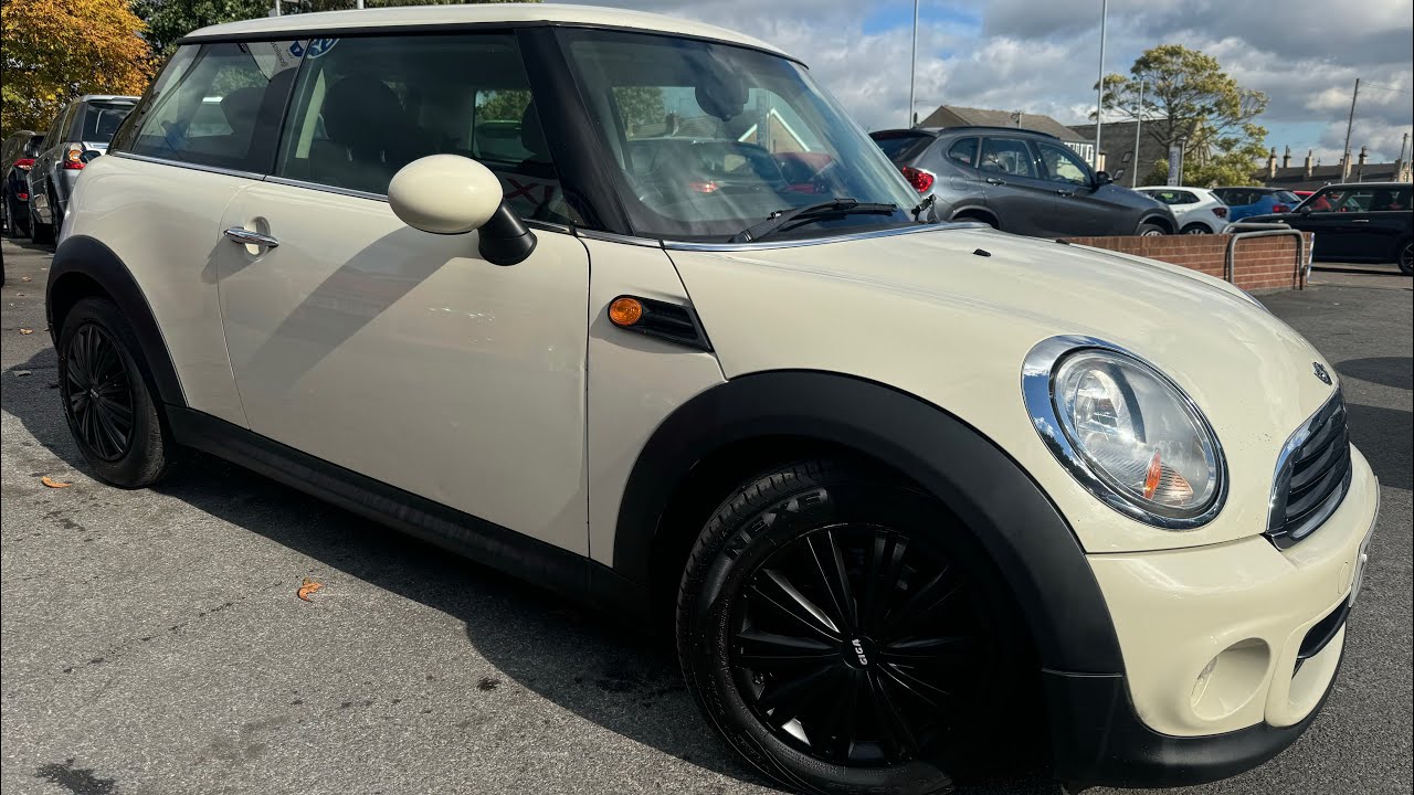 Mini Cooper - YouTube
