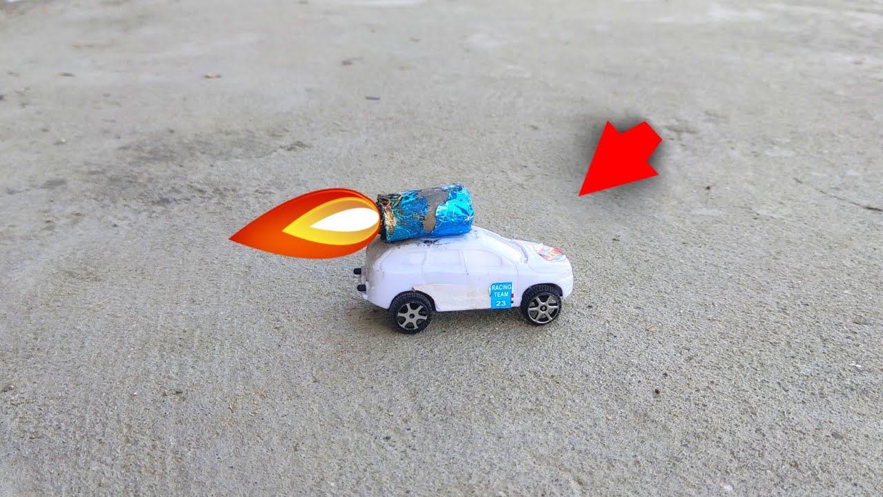 i made a super fast toy car with fireworks 😯 - YouTube
