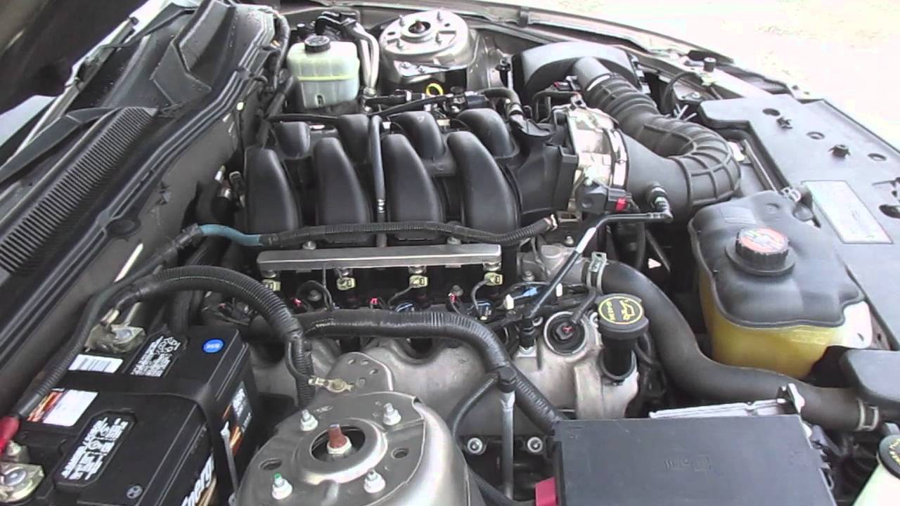 2005 Silver Ford Mustang GT Engine - YouTube