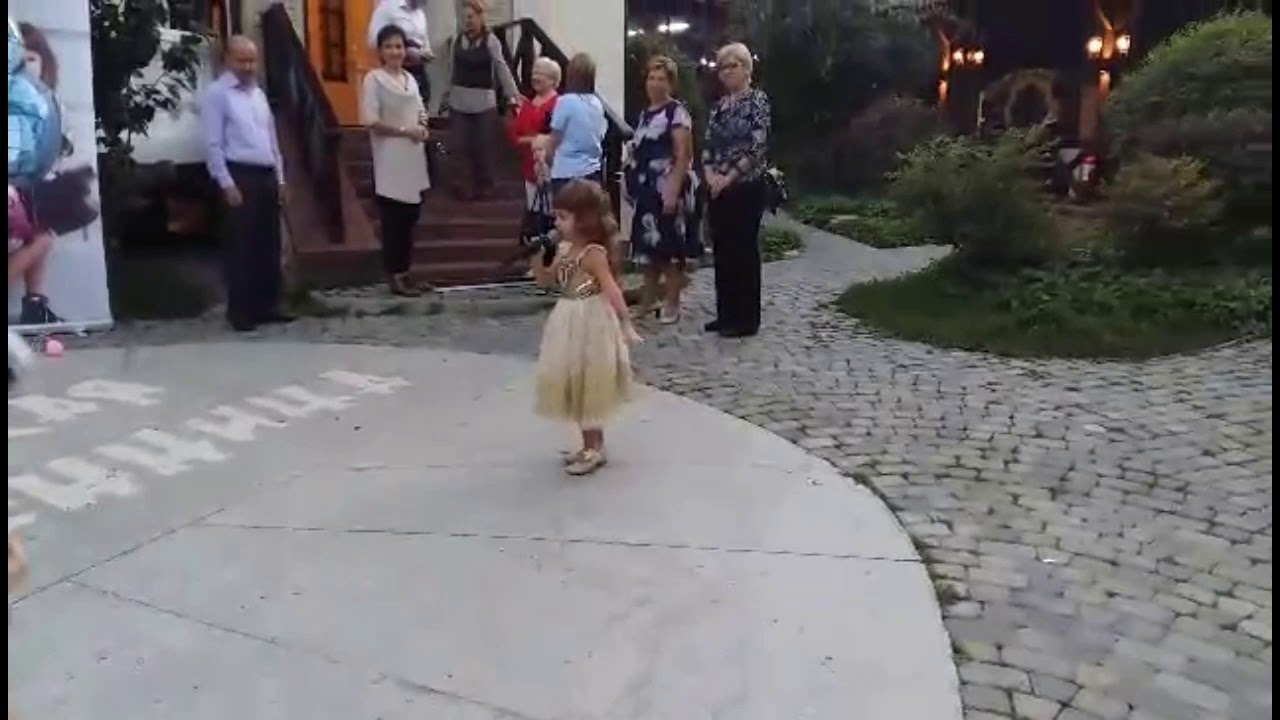 SOFIA BALANESCU My birthday party! I am 👋! Chocolata - YouTube