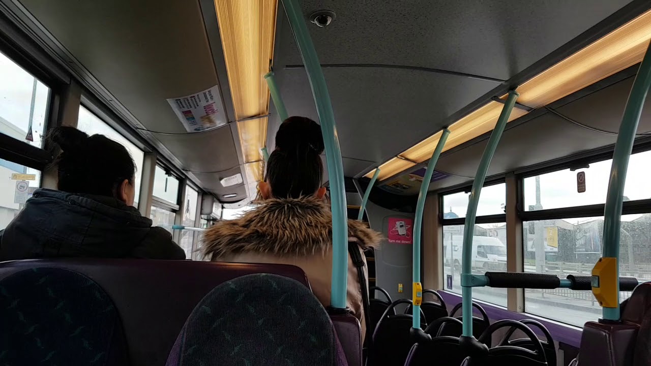 🇬🇧First Leeds Volvo B7 32443 on 40 - YouTube