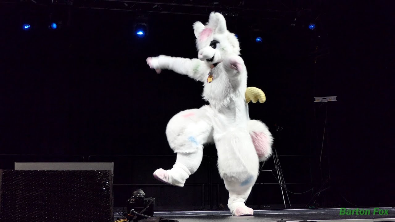 Anthrocon 2017 - Dance Competition - Funfetti - YouTube