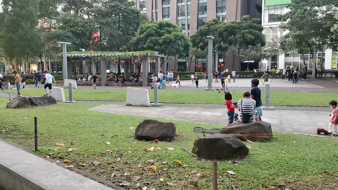 BGC now open - kids are out to play! - YouTube