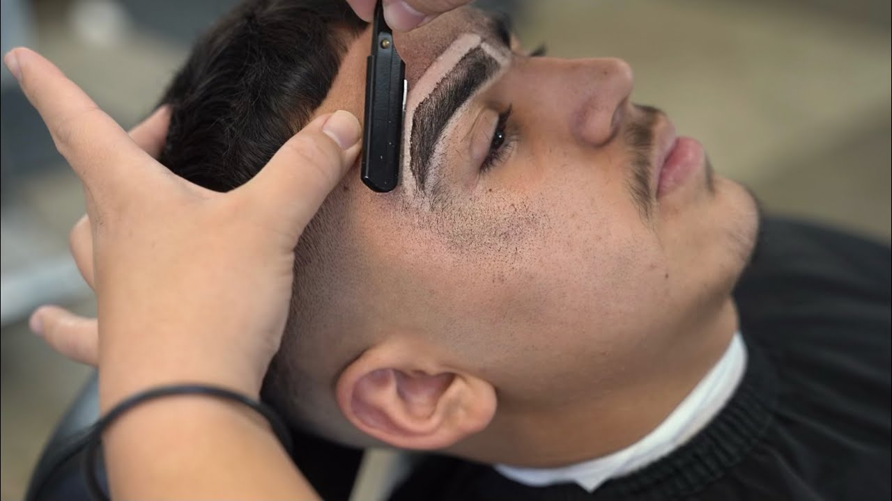 YOU HAVE TO TRY THIS!!!! SHAPING EYEBROWS USING A STRAIGHT RAZOR ...
