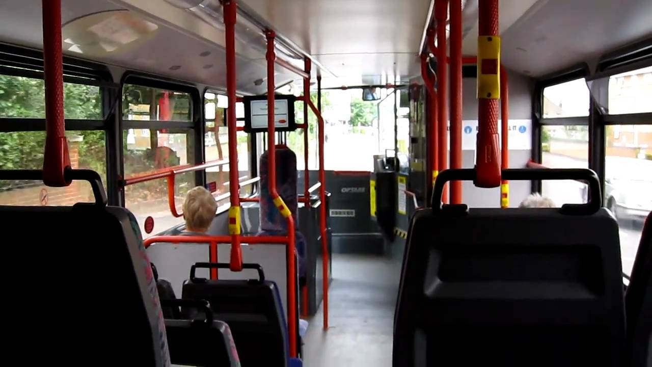 Reading Buses Optare Spectra 739 / 731 - YouTube