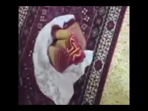 SECCADE NAMAZ KILIYOR GERCEK
