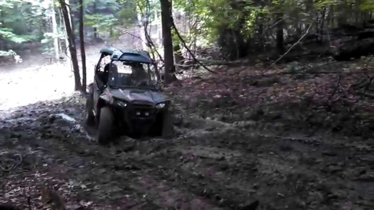 RZR 800 XC Mudding - YouTube