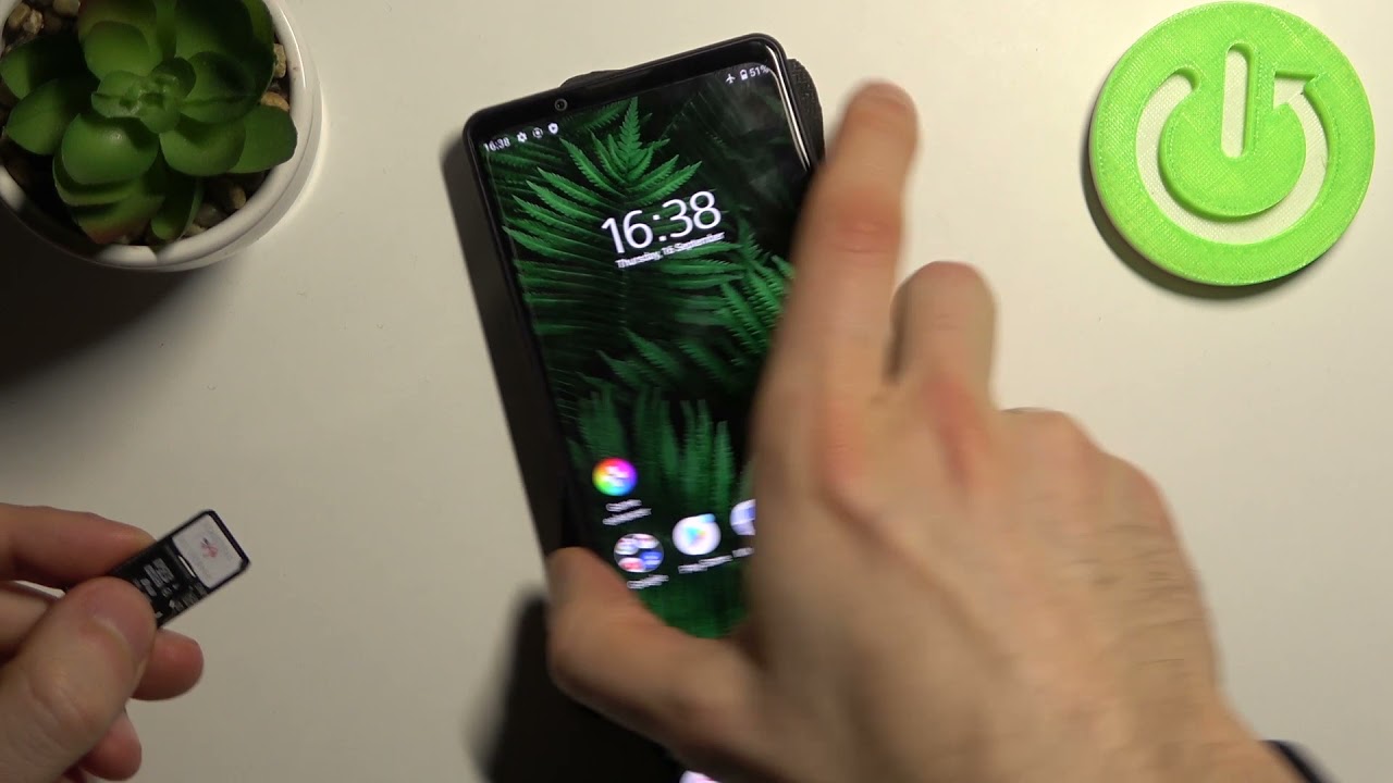 How to Insert SIM & SD Cards on SONY Xperia 1 III – SIM & SD ...