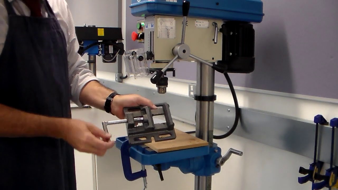 Using the pillar drill part 1 - YouTube
