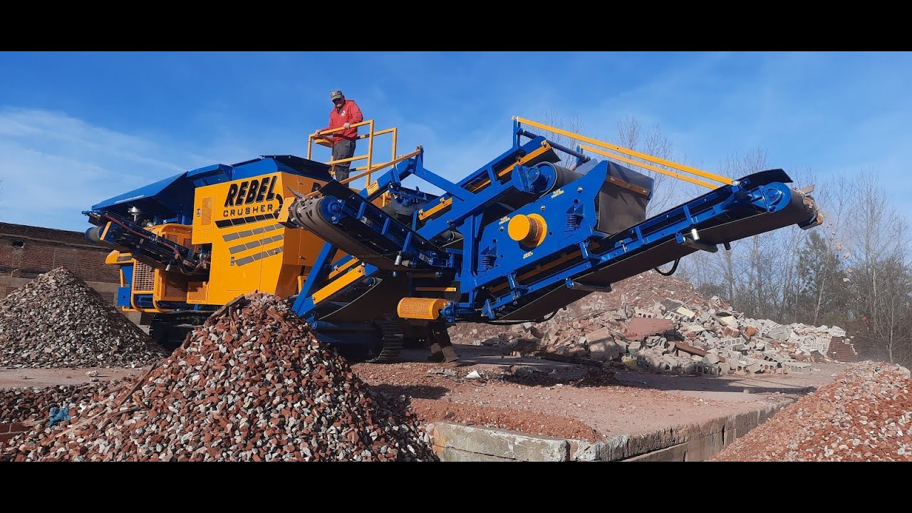 🔨 Crushing Bricks & Blocks Like a Pro! Turning Old Bricks & Blocks into ...