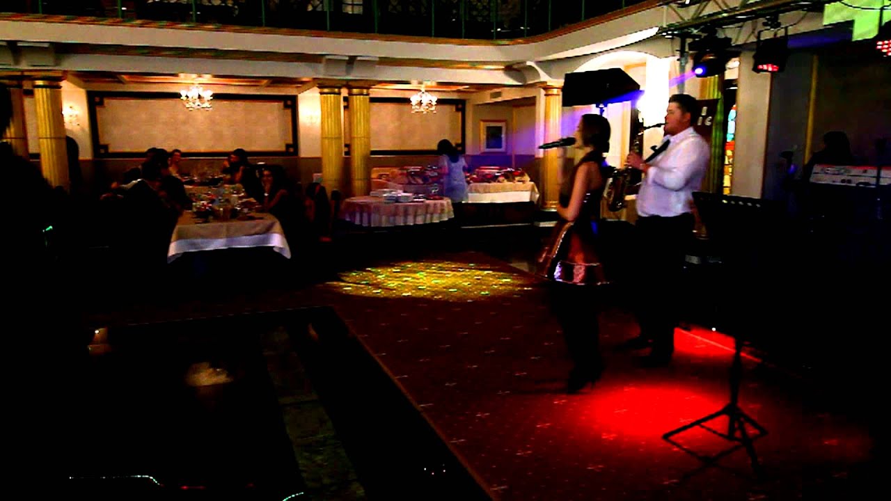 CODRUT NISTOR FAMILY LIVE CASTEL DANCE 01 2014 - YouTube
