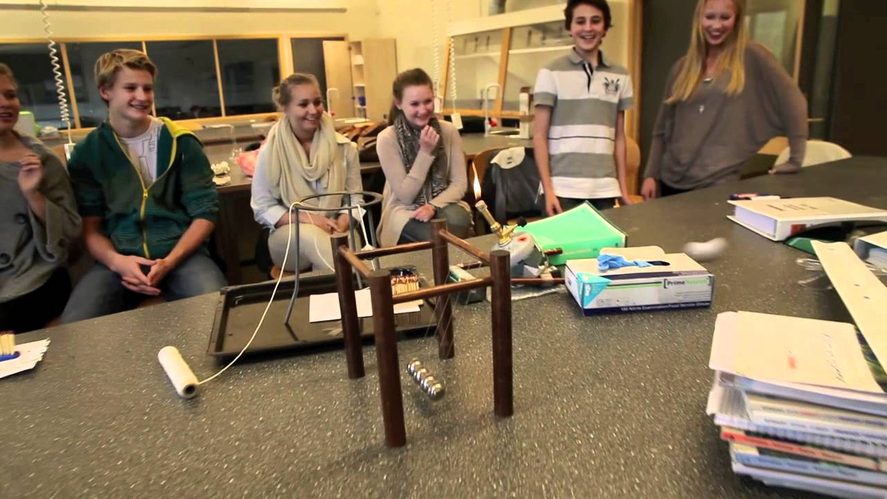 Kjedereaksjon- Nadderud VGS - YouTube