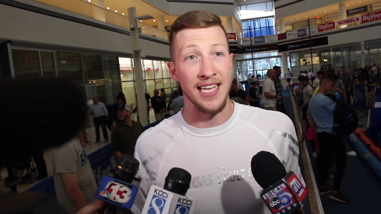 Andrew Irwin - 2018 - Capital Square Pole Vault Winner - YouTube