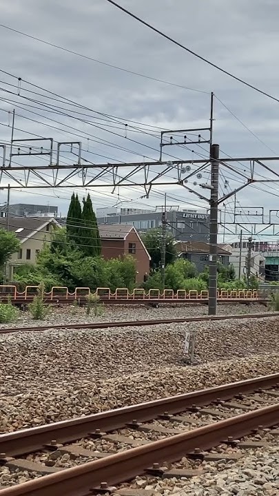 EF65-2127+EF65-2101重連通過シーン - YouTube