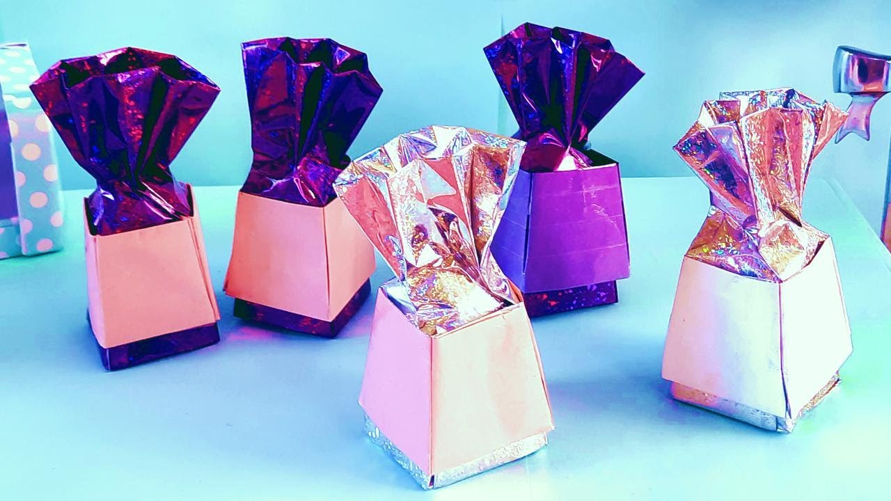 Origami Candy Favour Box (DIY Bon Bon shaped Box) - YouTube