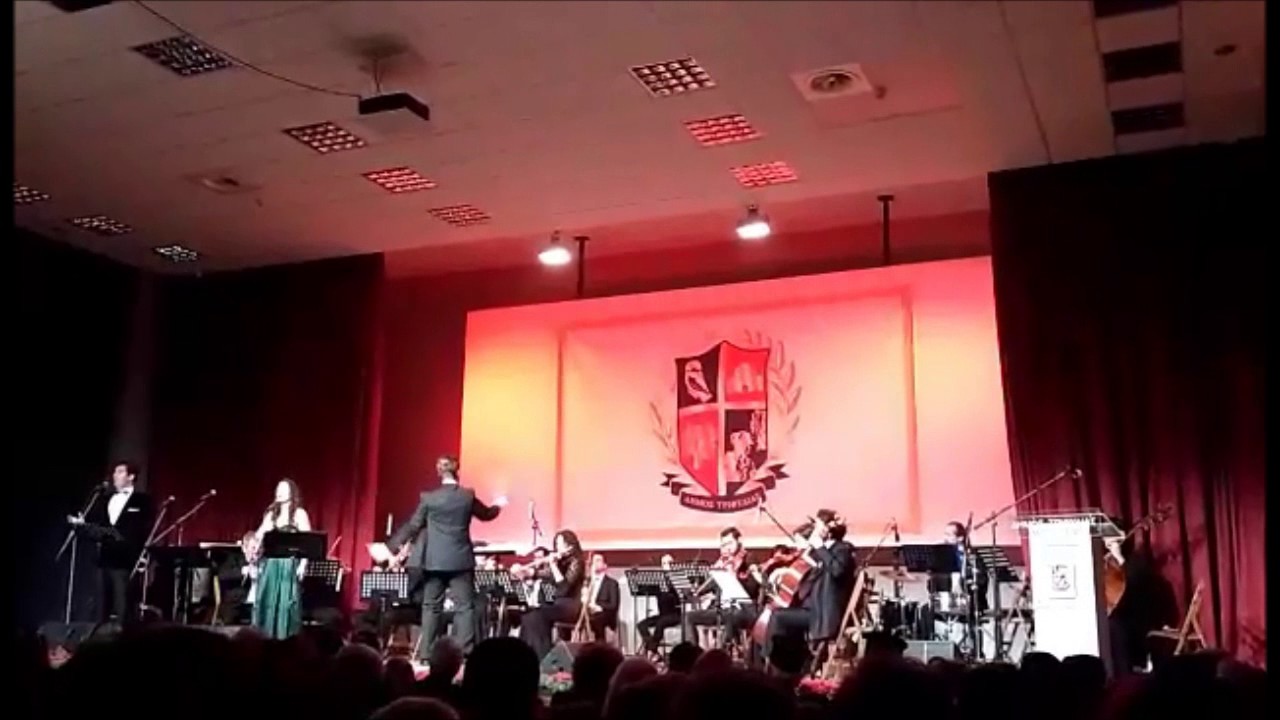 Πρωτοχρονιάτικη συναυλία από την ΟΡΧΗΣΤΡΑ ΤΩΝ ΜΟΥΣΙΚΩΝ ΧΡΩΜΑΤΩΝ - YouTube