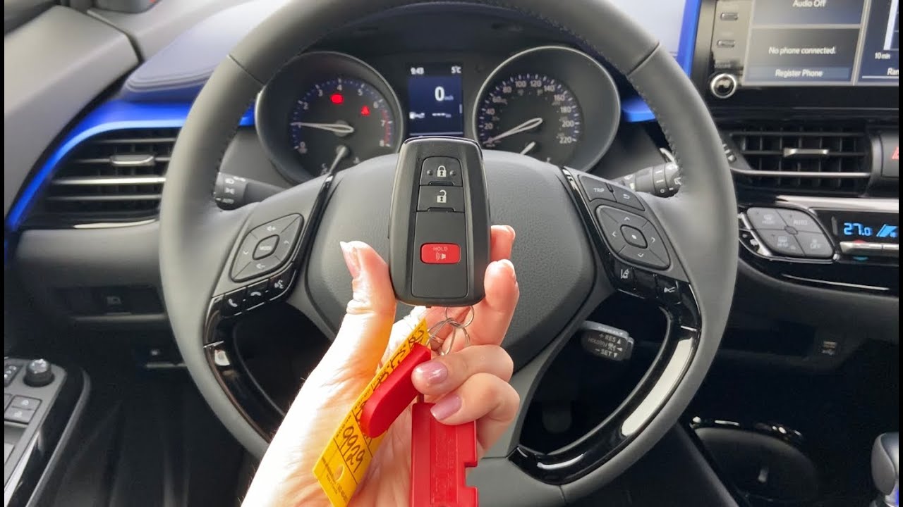 Toyota Safety Features: Can I lock my Smart Key inside my Car? - YouTube