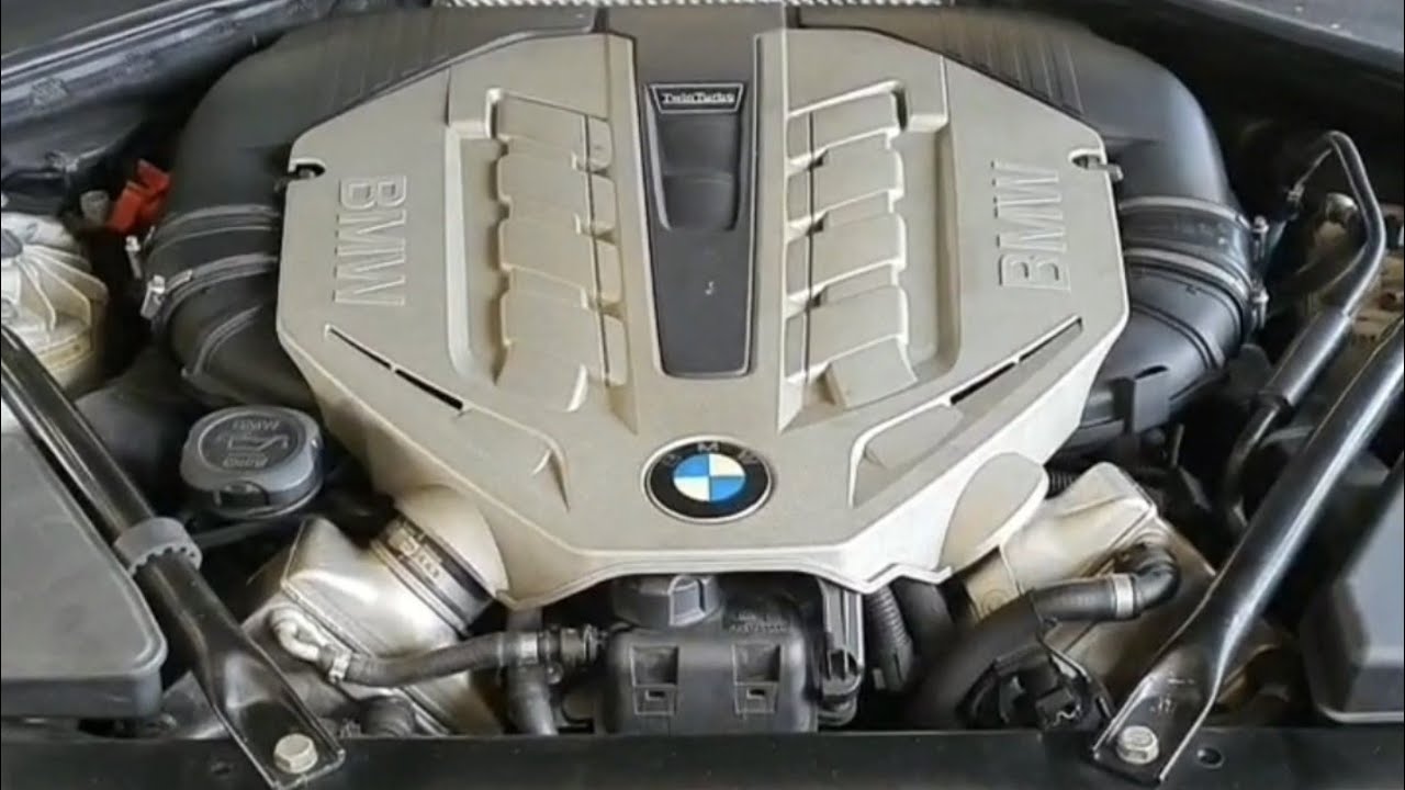 BMW V8 550I - YouTube