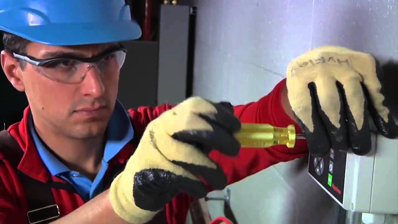 Raychem HWAT Eco thermostat installation video - YouTube