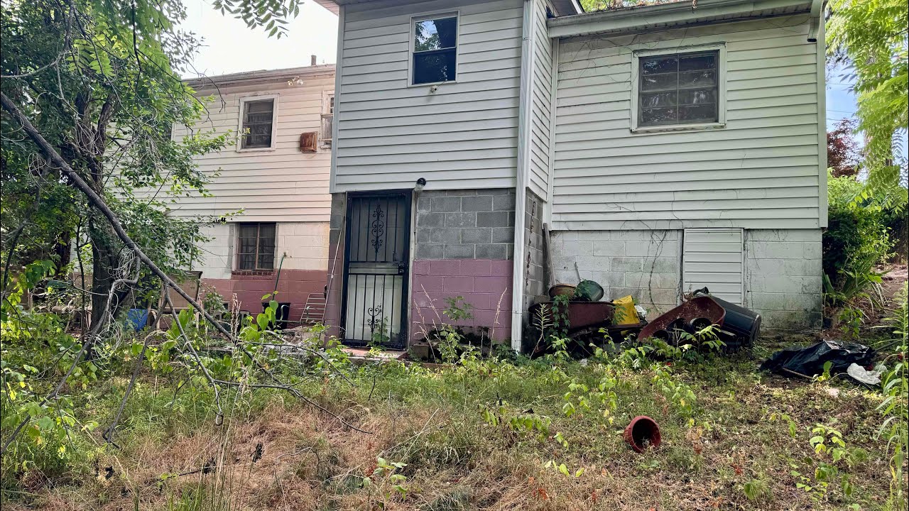 Why this OVERGROWN property ended up becoming a 3 day project!..(DAY2 ...