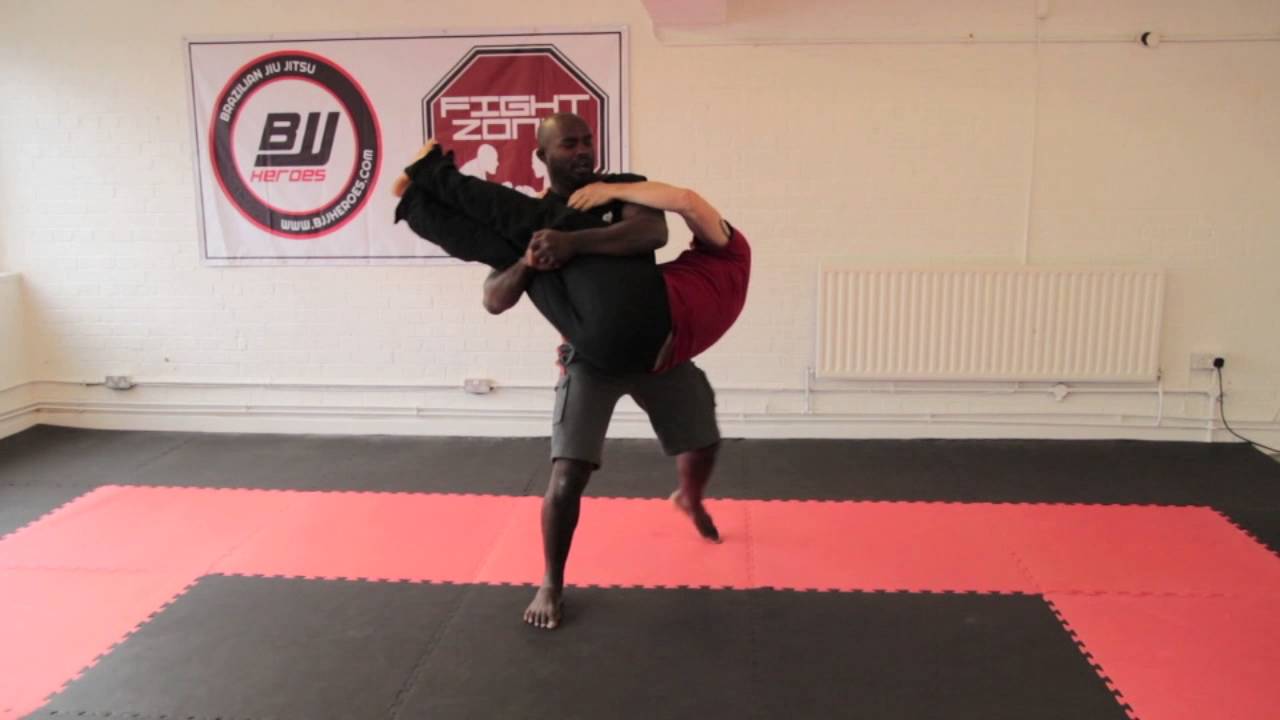 Stand Up Grappling rear stranglehold defence and takedowns - YouTube