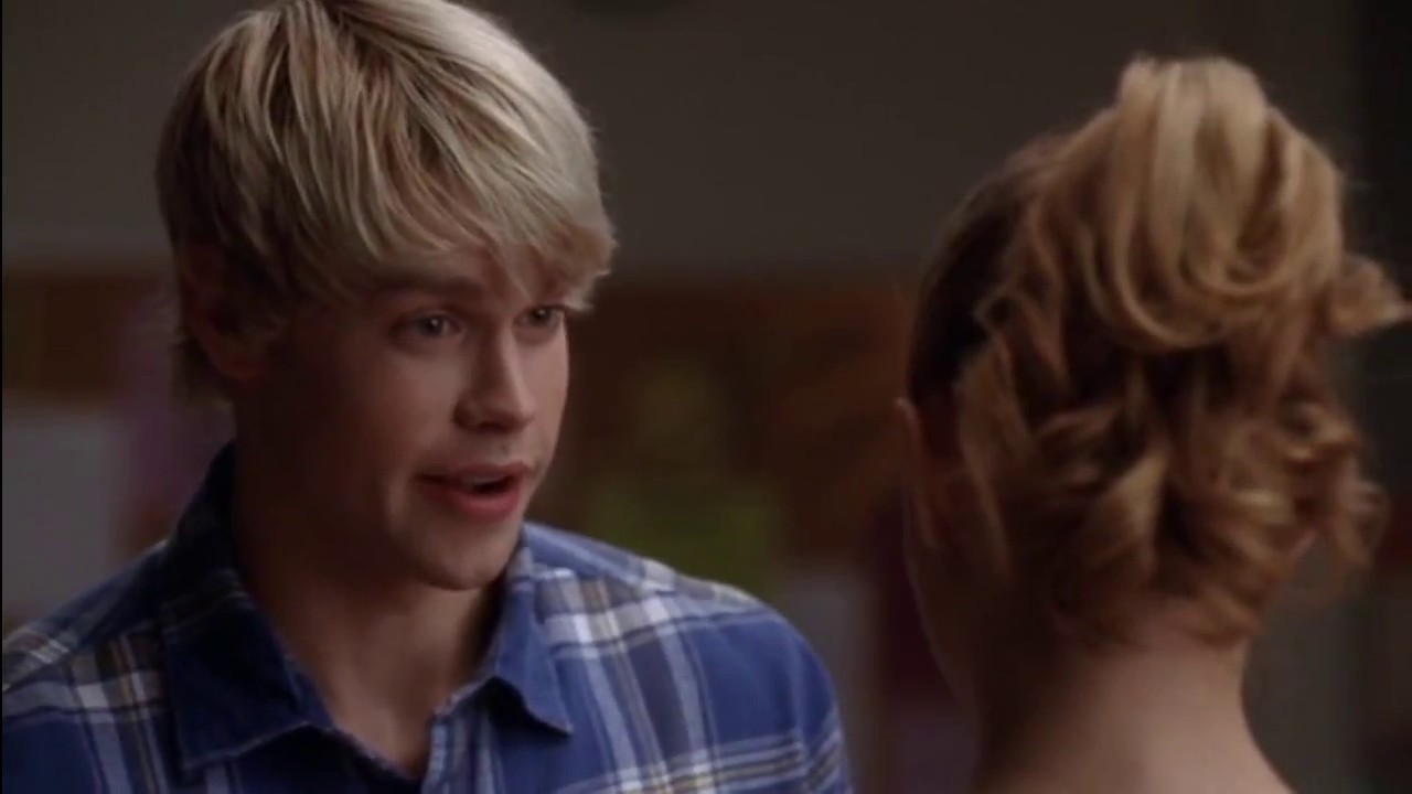 GLEE - Sam le pide matrimonio a Quinn [Furt 2X08] - YouTube