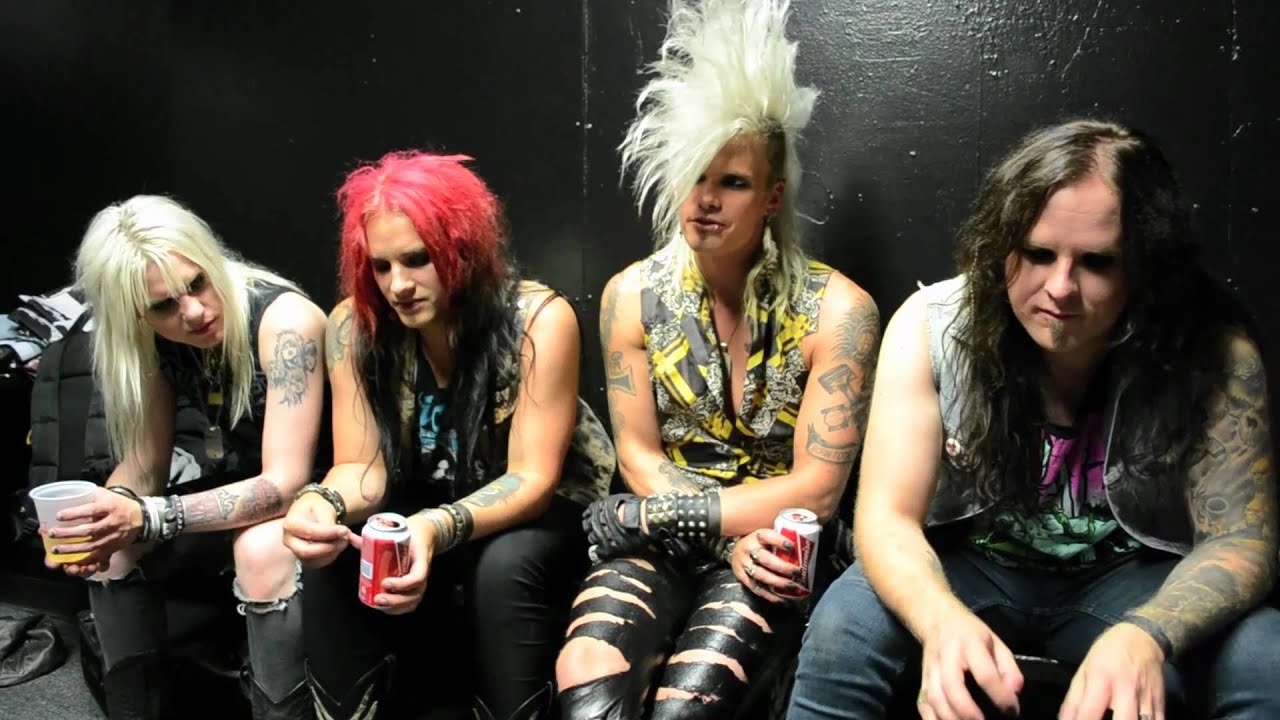 CRASHDIET LIVE @ WHISKY (HOLLYWOOD,CA) INTERVIEW AND SHOW - YouTube