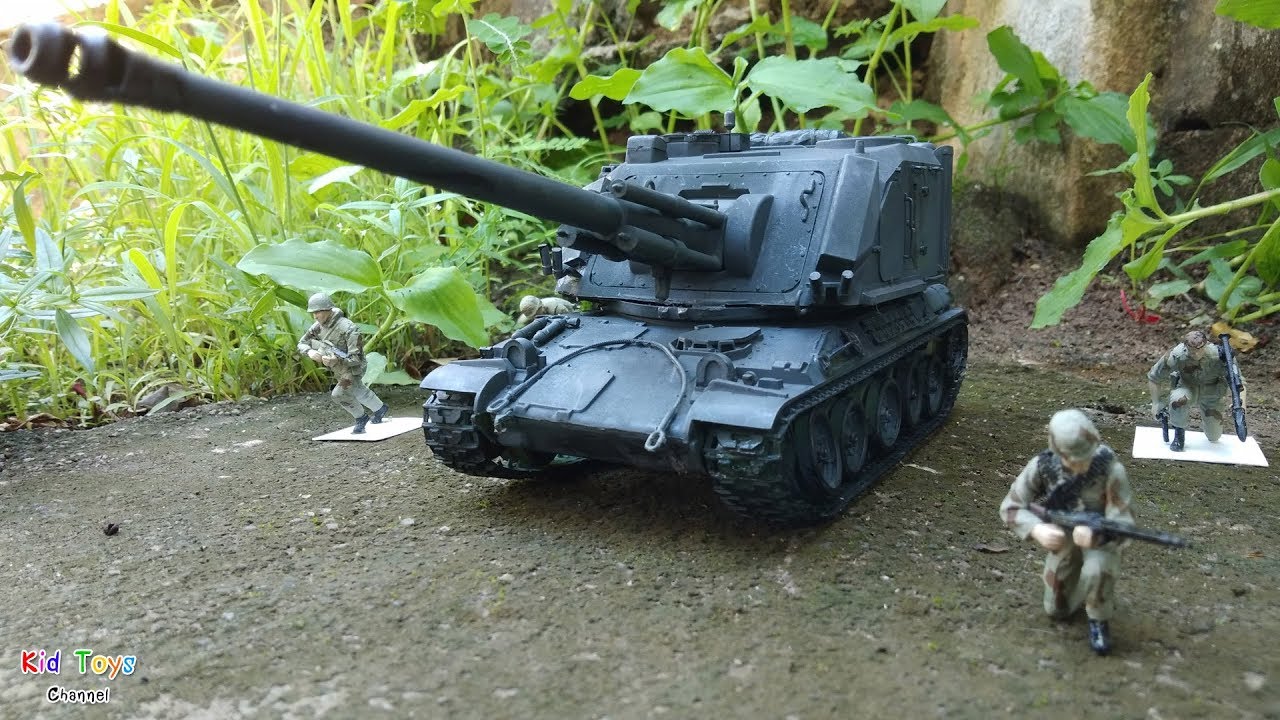 French AUF1 155mm Self-propelled Howitzer 1:35 - YouTube
