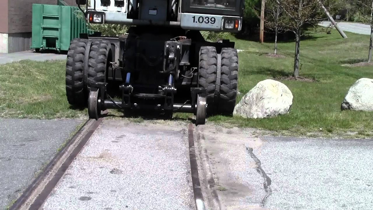 Hi-Rail Gradall on Railroad Tracks.MTS - YouTube
