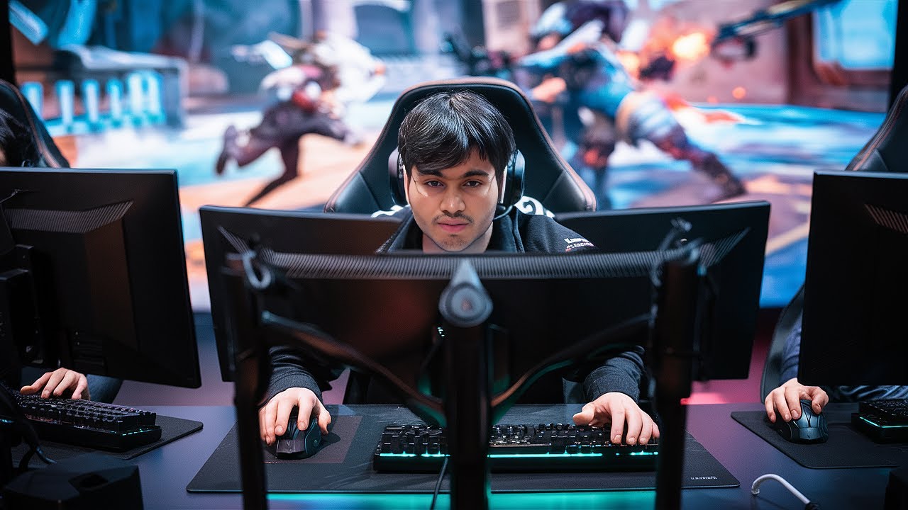 Xdeviant bcoz valo hug rha hai | Valorant Esports | #valorant #gameplay ...