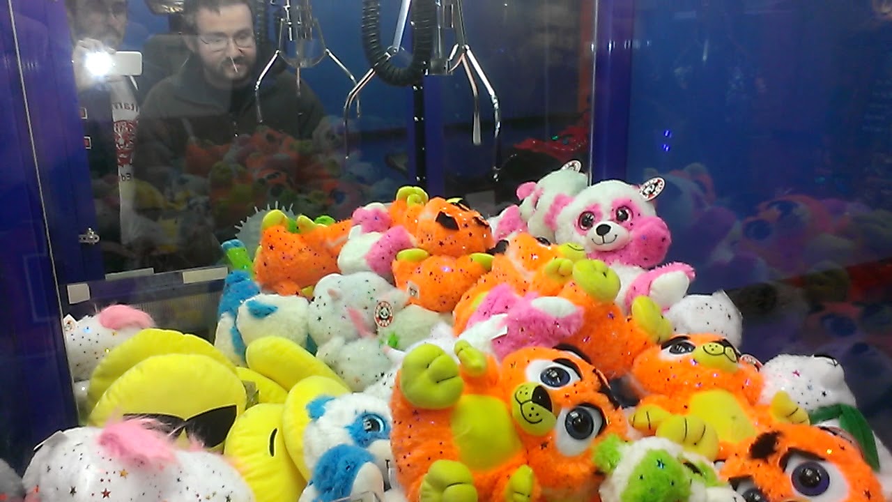 Journey To The Mattoon Claw Machine Episode 27 Friend plays Pac Man ...