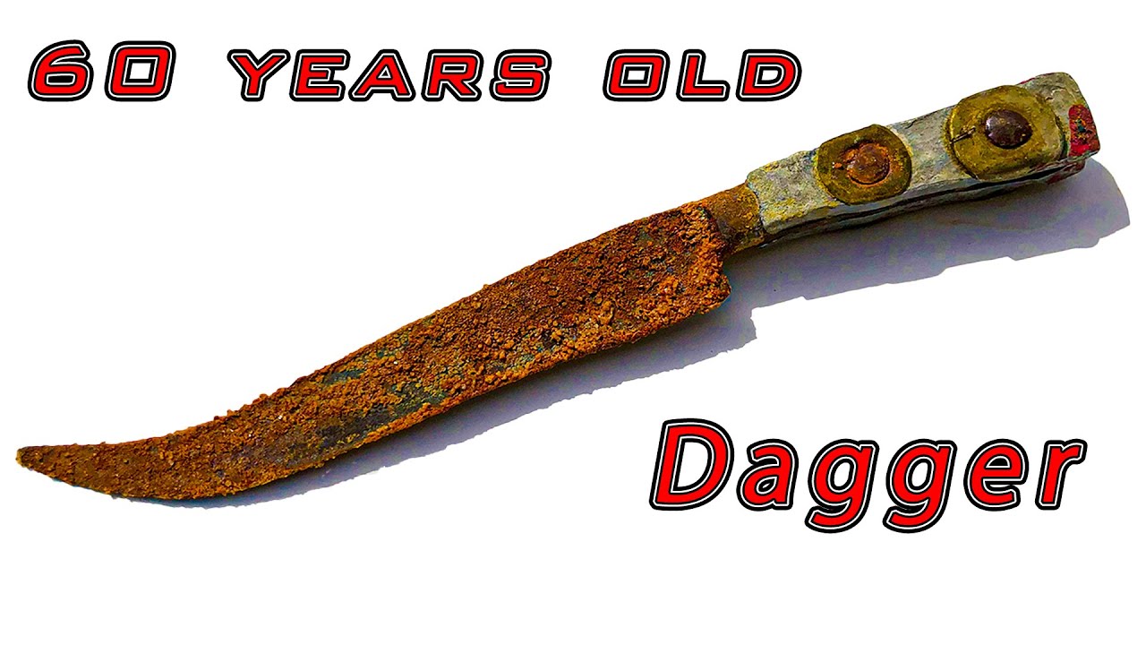 Rusty dagger brought back to life: Restoration process revealed - YouTube