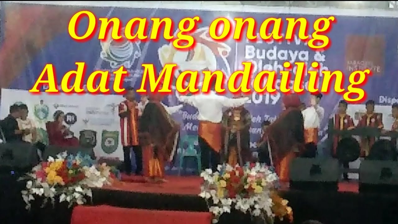 Festival budaya oleh oleh TABAGSEL | TARI ONANG ONANG - YouTube