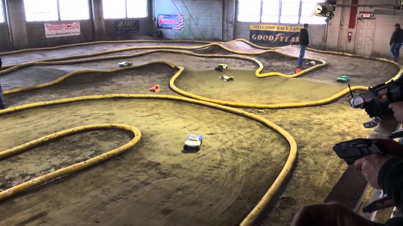 April 2014 Hartville RC raceway layout - YouTube