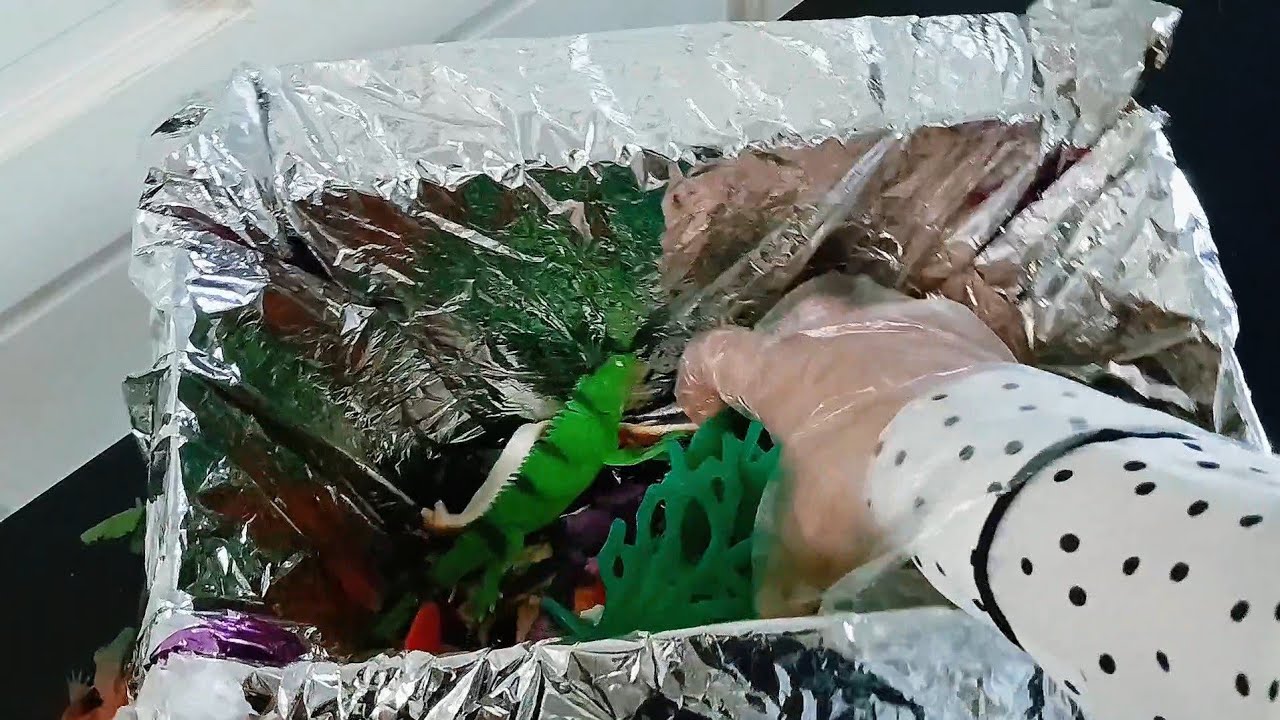 Unboxing a mystery magic toy box #viralvideo - YouTube
