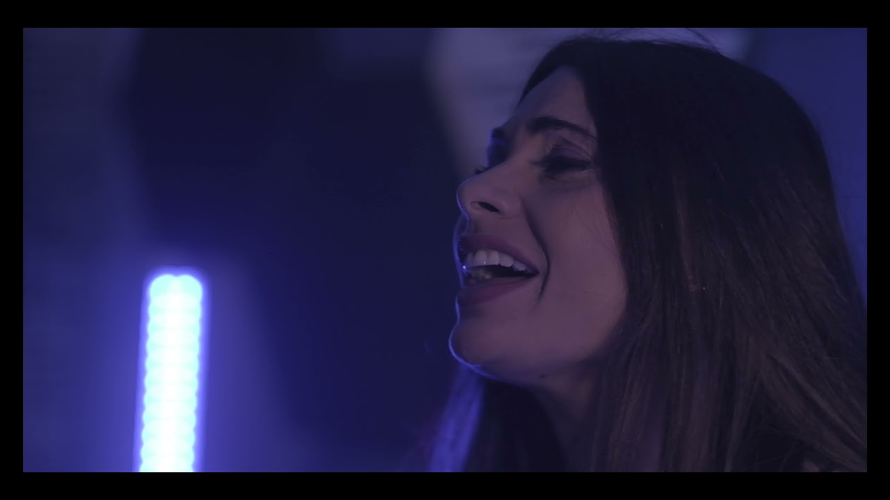 Maria Boccia - Je stò cù ttè (B.Lanza-L. Barbareschi) - YouTube