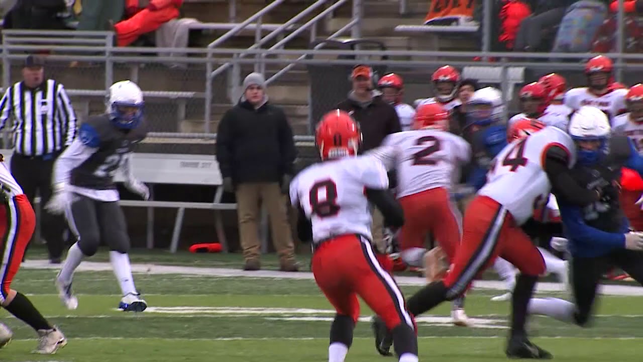 Grand Rapids Catholic Central vs. Escanaba - 2017 Football Playoff ...